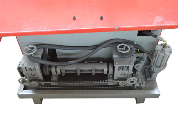 Ø2mm~Ø5mm Wire Straightening And Cutting Machine